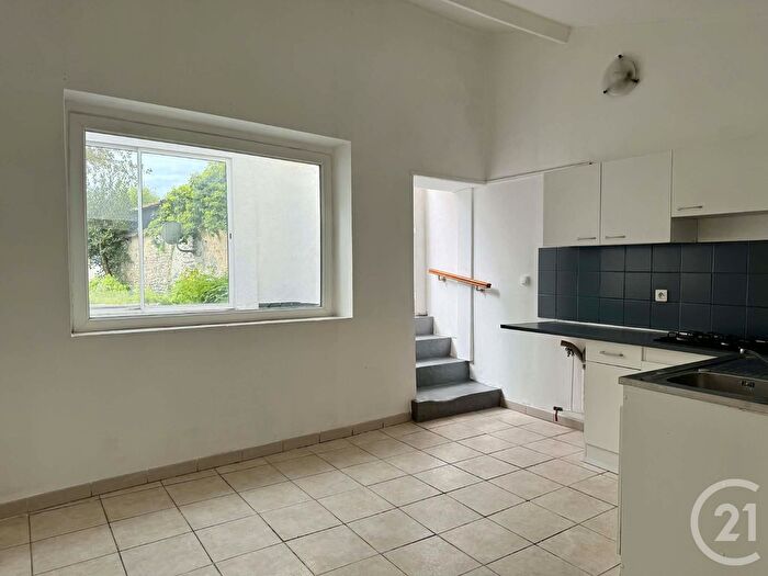 Maison à vendre - Ivry-la-Bataille - 4 pièces - 2 chambres