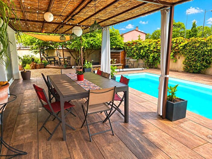 Maison 8 pièces à Meyzieu, Centre-ville, à vendre