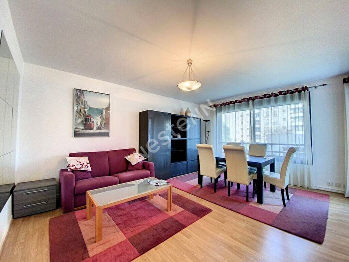 Appartement à louer - Pressensé-Rives de Seine, Puteaux - 2 pièces - 1 chambre