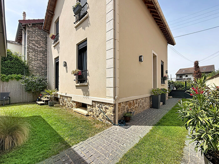 Maison 6 pièces à vendre à Chatou, Ouest