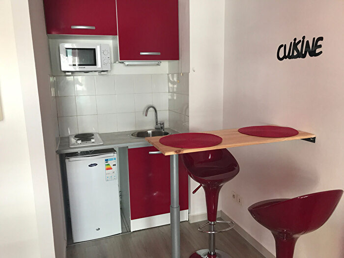 Saint-Denis, Le Butor, Champ-Fleuri, Sainte-Clotilde : Appartement 1 pièce à louer