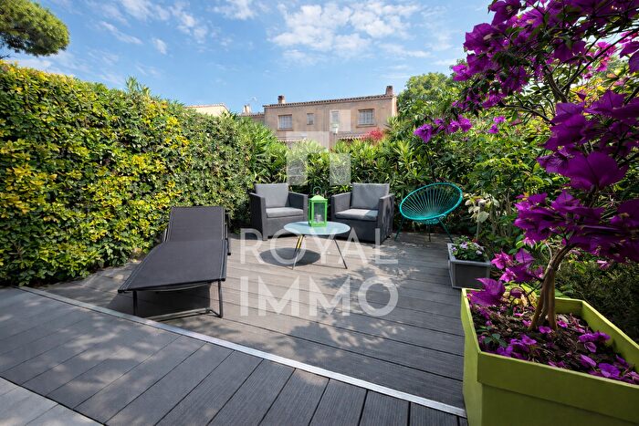 Maison à vendre - Six-Fours-les-Plages, Les Lones, Bucarin, Fort, Les Playes - 2 pièces - 1 chambre