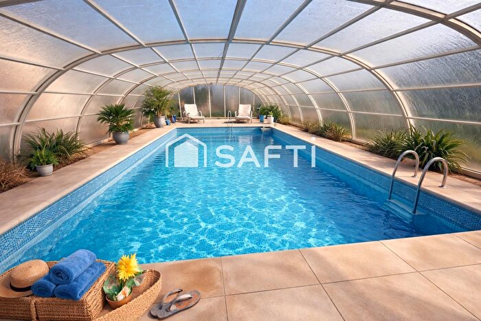 Maison à vendre - Les Mureaux, Nouvelle France - 7 pièces - 4 chambres