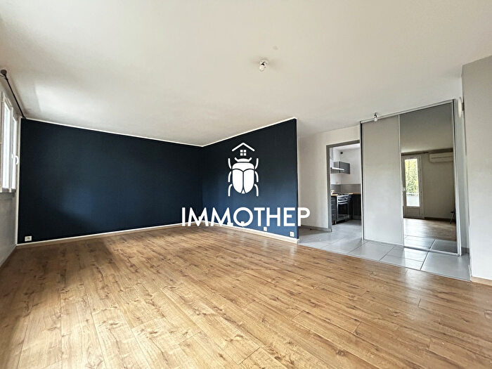 Appartement à louer - Grenoble, Notre-Dame, Mutualité - 3 pièces - 2 chambres