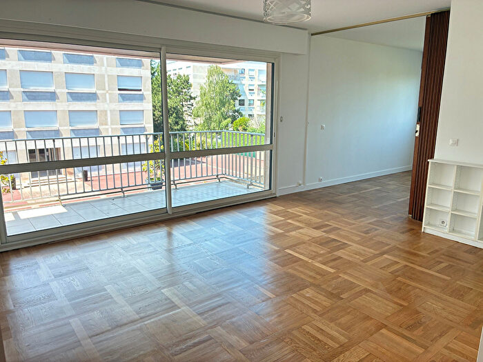 Appartement 4 pièces à Garches, Buzenval, à louer