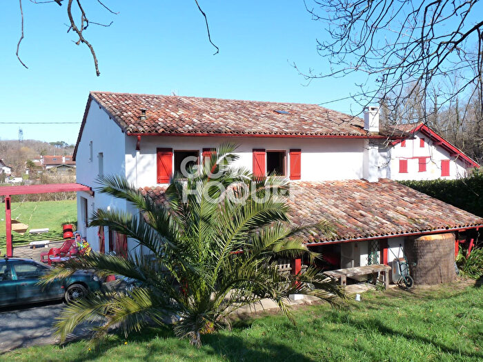 Maison à vendre - Ascain - 8 pièces - 4 chambres