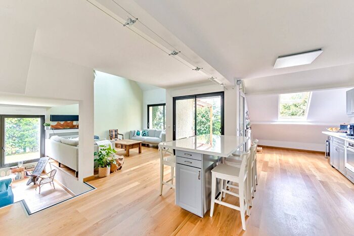 Maison à louer - Trivaux-La Garenne F, Clamart - 5 pièces - 4 chambres