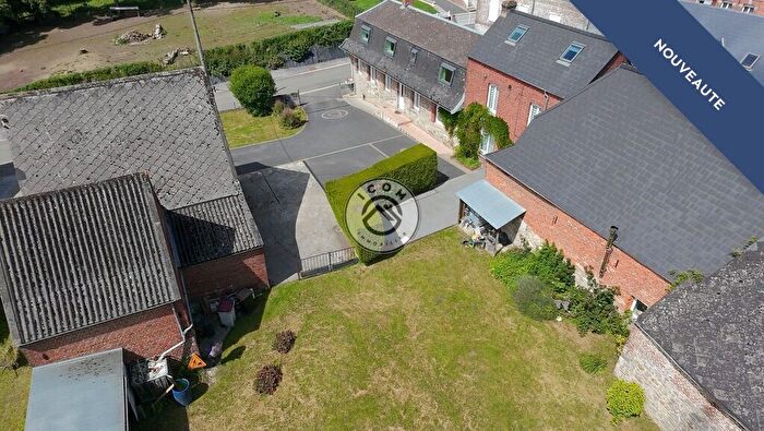 Maison 8 pièces à vendre à Felleries
