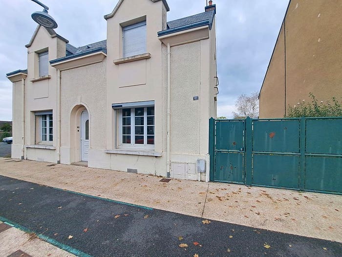 Châtellerault, Sud Ouest : Maison 5 pièces à vendre