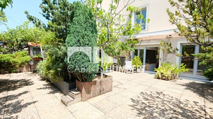 Appartement à vendre - Saint-Étienne, Saint-Roch, Vivaraize, Valbenoite, Centre Deux - 5 pièces - 4 chambres