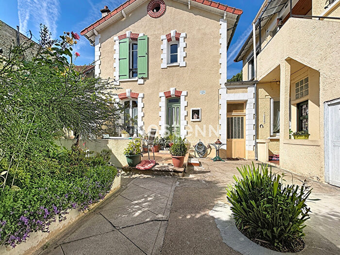 Issy-les-Moulineaux, Les Epinettes, Le Fort, Les Hauts dIssy - Maison 7 pièces à vendre