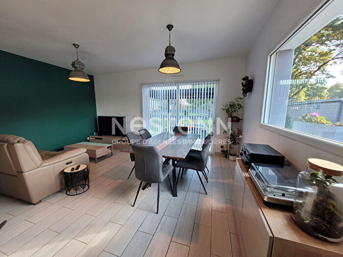 Maison à vendre - Lanvollon - 5 pièces - 3 chambres