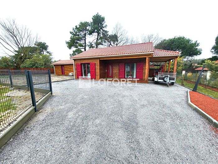 Maison à louer - Bourg, Mimizan - 3 pièces - 2 chambres