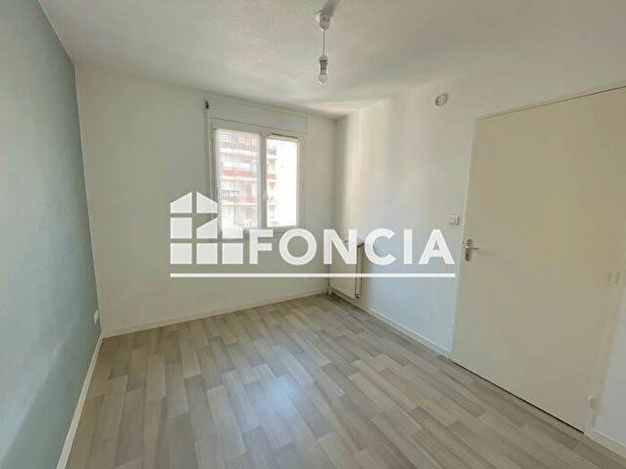 Appartement à louer - Centre-Halles Carnot, Limoges - 2 pièces - 1 chambre