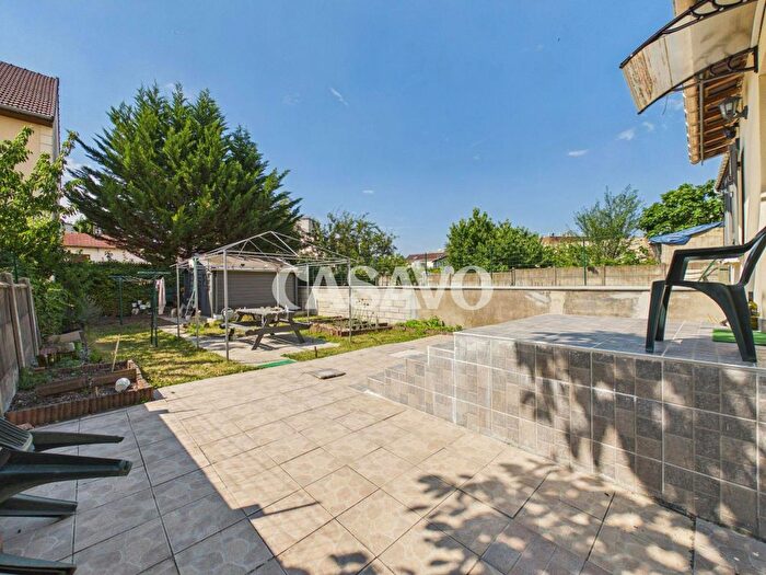 Garges-lès-Gonesse, La Lutece : Maison 5 pièces à vendre