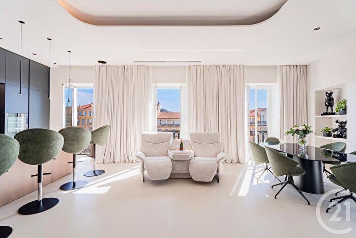 Appartement 4 pièces à vendre - Nice, Carabacel