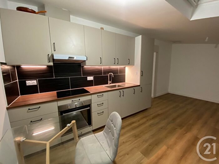 Maison à louer - Grandchamp-des-Fontaines, Grandchamps-des-Fontaines - 5 pièces - 3 chambres