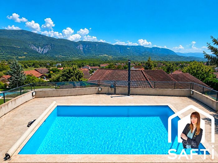 Maison 5 pièces à Saint-Sauveur, à vendre