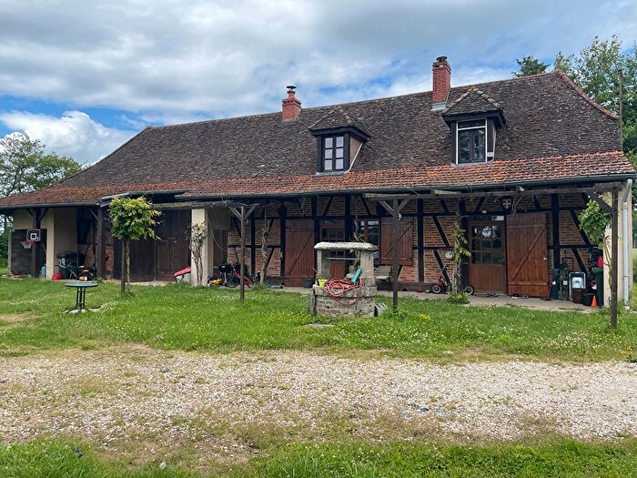 Maison 6 pièces à vendre à Simard
