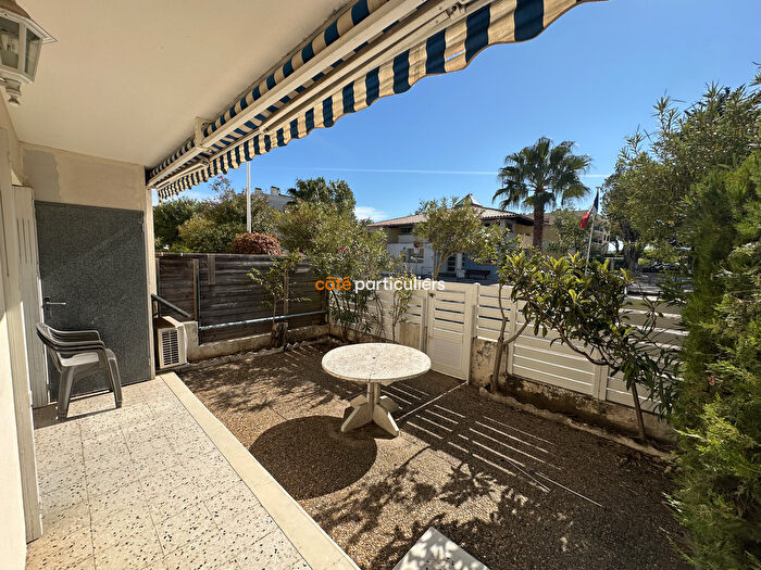 Maisons à vendre et appartements à louer - 1