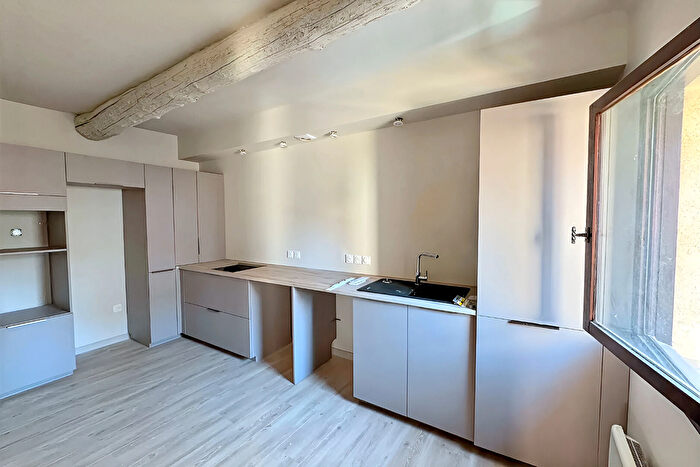 Appartement 3 pièces à louer à Eyguières