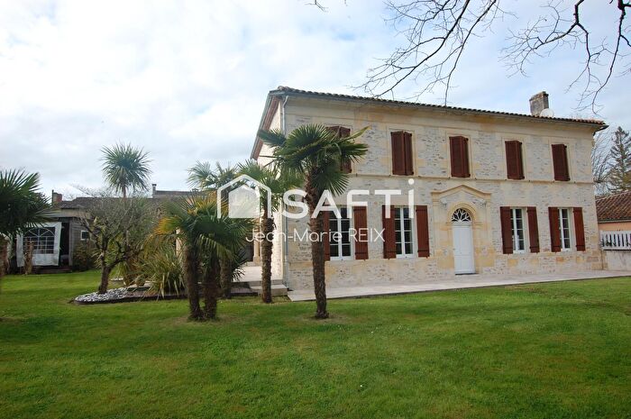 Maison à vendre - Saint-Aubin-de-Blaye - 6 pièces - 4 chambres