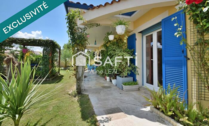 Maison à vendre - La Ville-Dieu-du-Temple - 8 pièces - 4 chambres