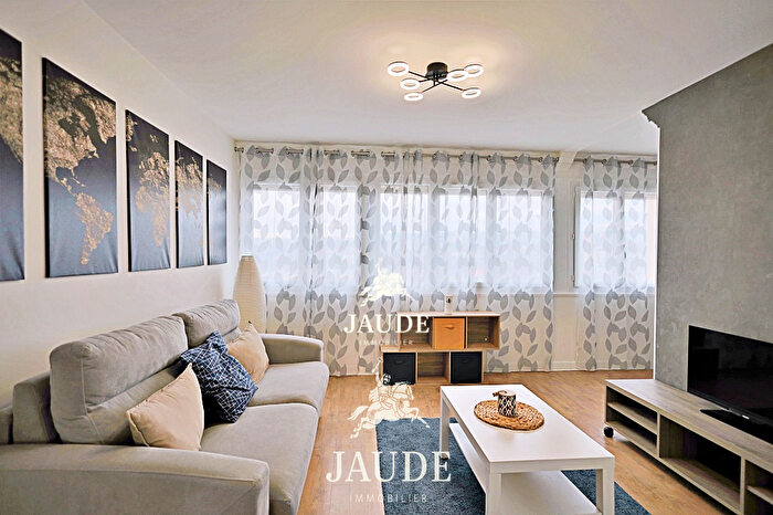 Appartement à louer - Clermont-Ferrand, Oradou - 4 pièces - 2 chambres