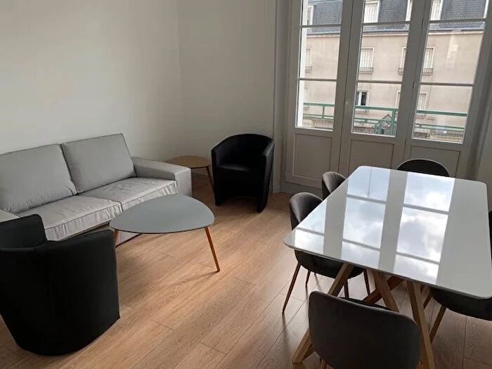 Appartement 3 pièces à Orléans, à louer