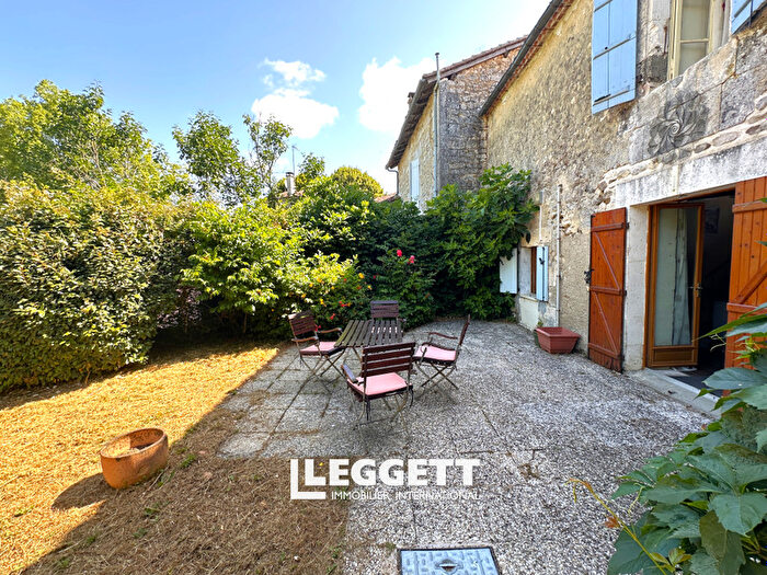 Maison à vendre - Combiers - 3 pièces - 2 chambres