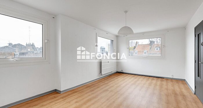 Appartement à vendre - Lille, Centre-ville, Euralille - 3 pièces - 2 chambres