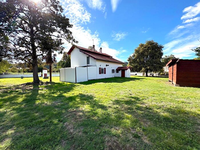 Aire-sur-l'Adour : Maison 5 pièces à vendre