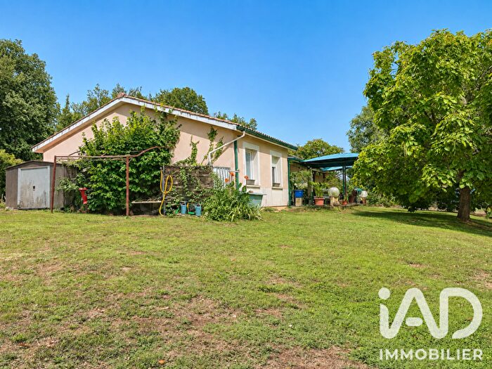 Maison 4 pièces à vendre à Coux-et-Bigaroque