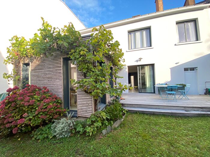 Maison à vendre - Nantes, Longchamp, Rond-Point de Rennes, Perverie, Américains - 9 pièces - 5 chambres