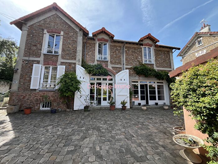 Maison 6 pièces à vendre - Lagny-sur-Marne, Saint Laurent, Hauts de Lagny