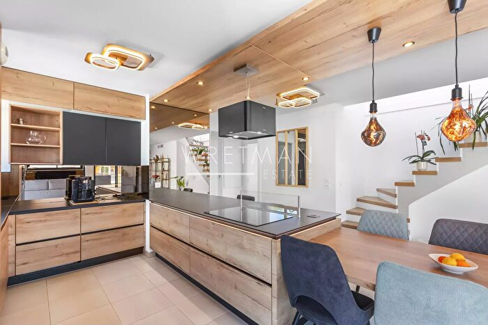 Appartement à vendre - Fréjus - 4 pièces - 3 chambres