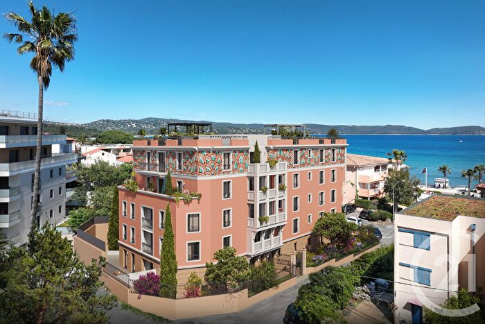 Appartement à vendre - Cavalaire-sur-Mer, Centre-ville - 2 pièces - 1 chambre