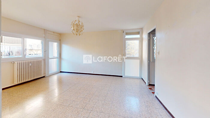 Appartement à vendre - Salon-de-Provence, Touret, Route dEyguières - 4 pièces - 3 chambres