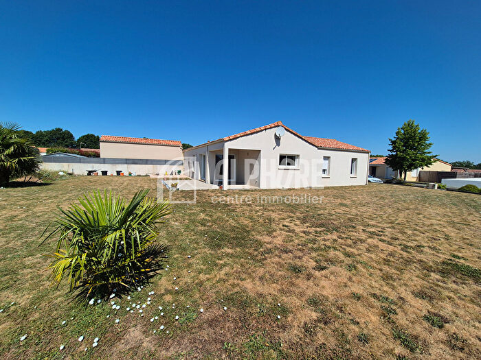 Saint-Martin-des-Noyers - Maison 4 pièces à vendre
