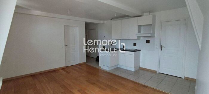 Centre Ville, Dreux : Appartement 2 pièces à louer