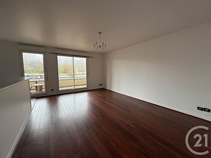 Appartement 3 pièces à louer à Chartres, Rechèvres