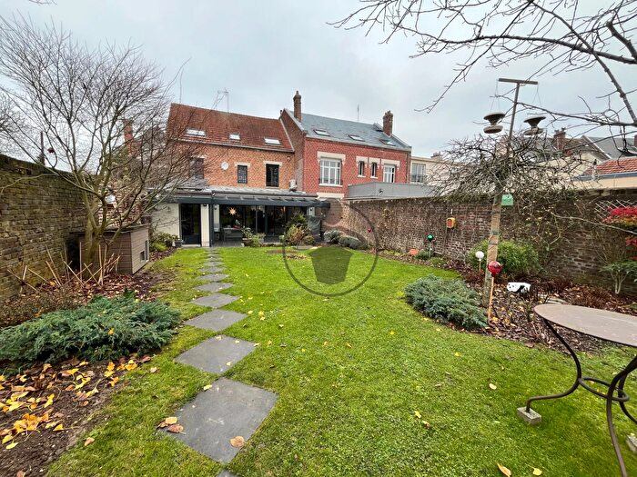 Maison à vendre - Saint-Quentin, Europe, Rémicourt - 7 pièces - 4 chambres