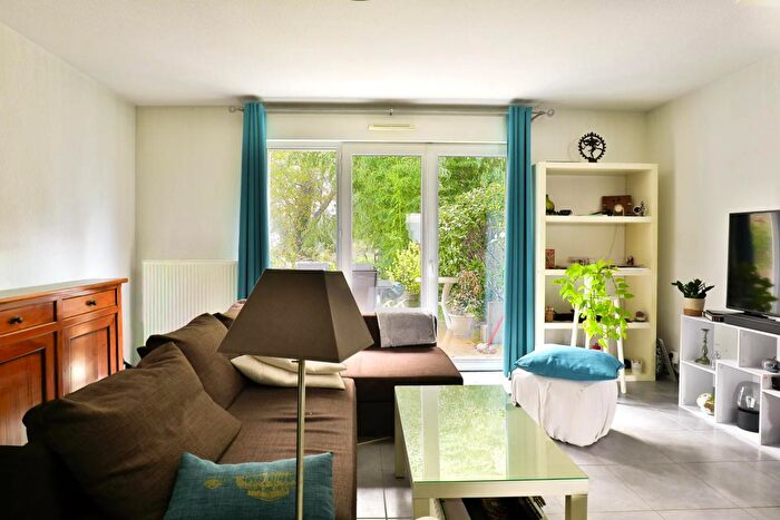 Appartement à vendre - Biganos - 3 pièces - 2 chambres