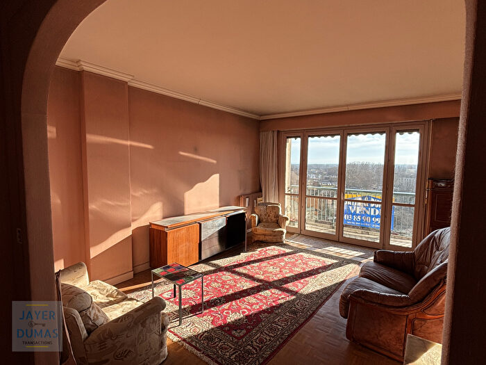 Appartement à vendre - Chalon-sur-Saône, Centre-ville - 5 pièces - 3 chambres