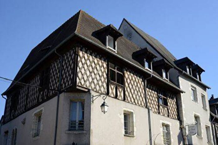 Appartement à louer - Aubigny-sur-Nère - 3 pièces - 2 chambres