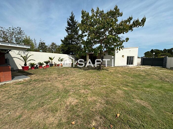 Maison à vendre - Villesèquelande - 5 pièces - 3 chambres