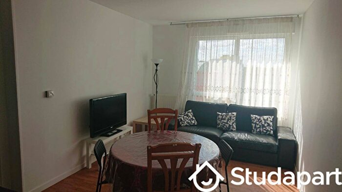 Appartement à louer - Centre Urbain-Coquibus, Évry-Courcouronnes - 1 pièce - 1 chambre