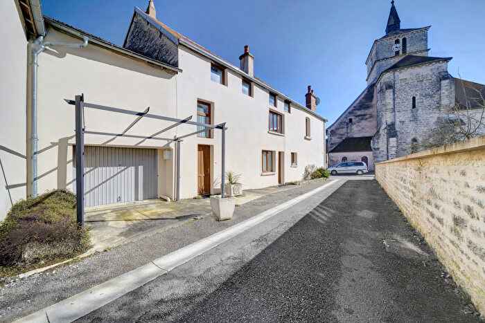 Maison à vendre - Bèze - 7 pièces - 5 chambres