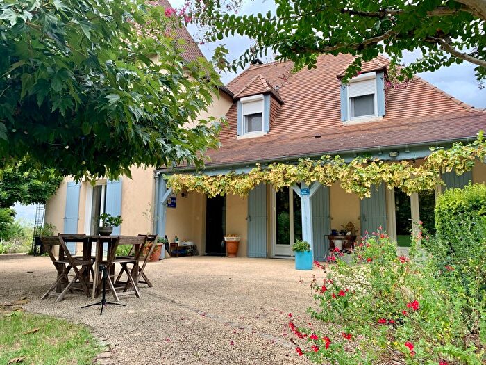 Maison à vendre - Ginestet - 7 pièces - 5 chambres