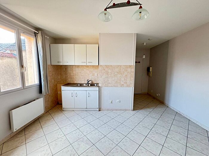 Appartement 1 pièce à louer - Ateliers SNCF, Chenôve